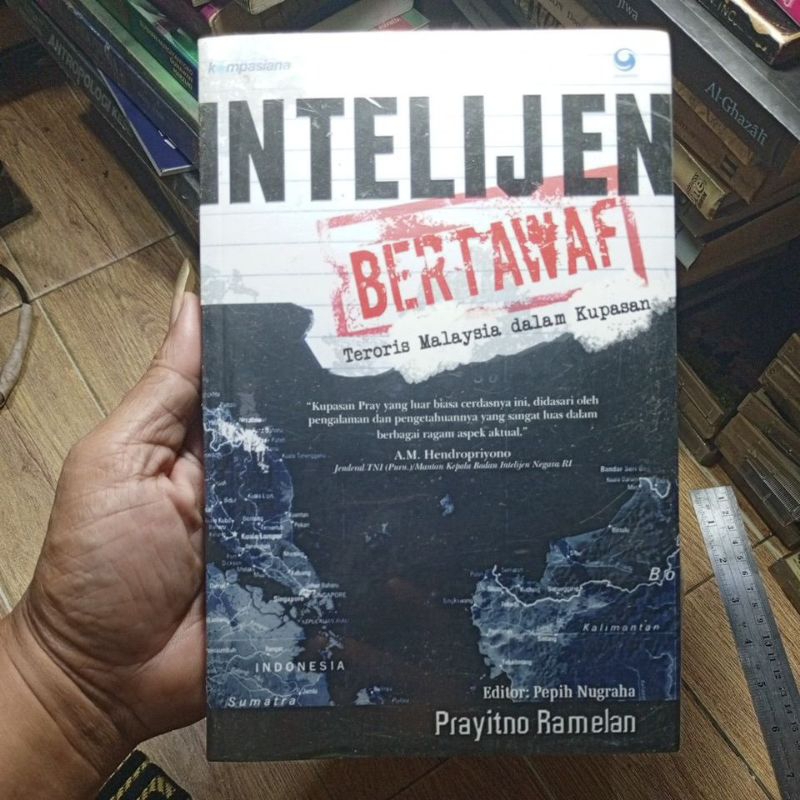 Jual buku, INTELIJEN BERTAWAF, oleh Prayitno Ramelan, kondisi segel ...