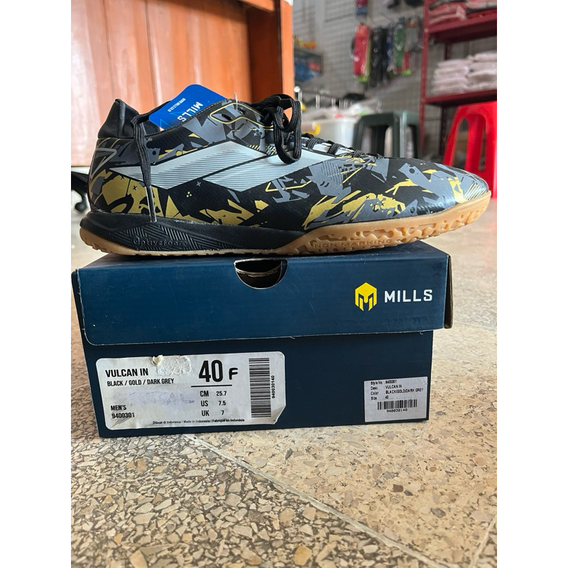 Jual Sepatu Mills futsal | Shopee Indonesia