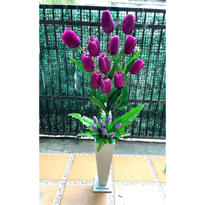 Jual bunga pojok ruangan bunga tulip jumbo berikut vas kayu | Shopee ...
