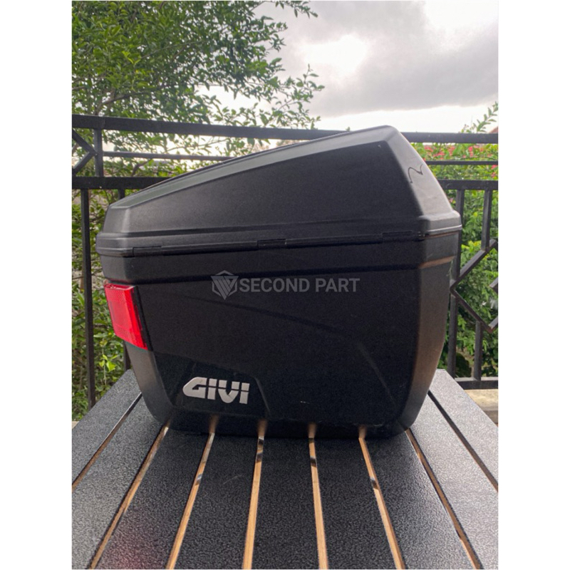 Jual SIDE BOX GIVI E22 ( Box Motor Murah ) Second | Shopee Indonesia