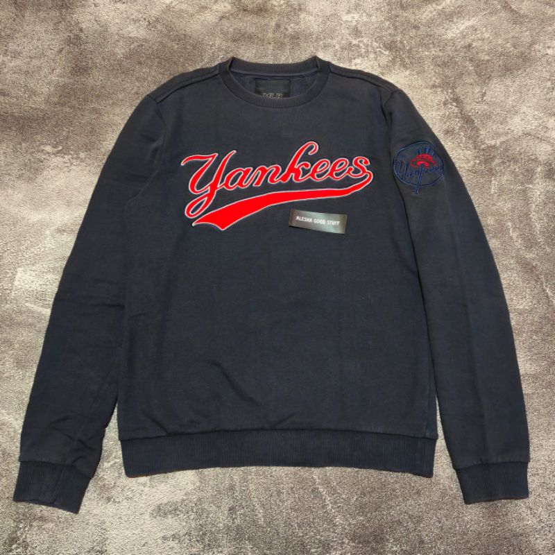 Jual CREWNECK MLB YANKEES | Shopee Indonesia