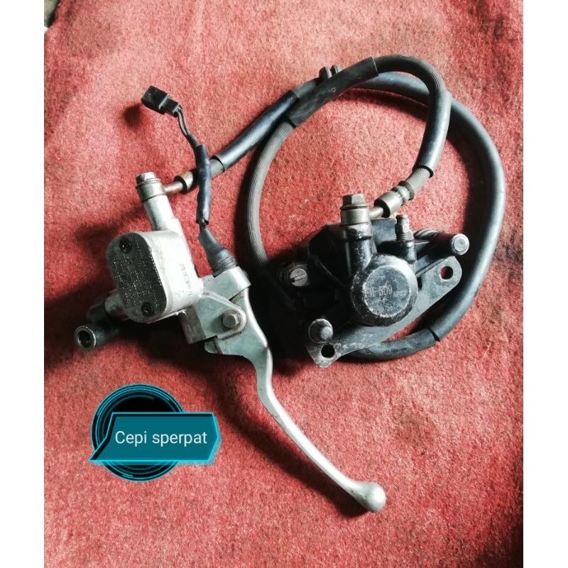 Jual MASTER REM+KALIPER DEPAN +selang rem yamaha mio J mio sporty pnp mio second original ...