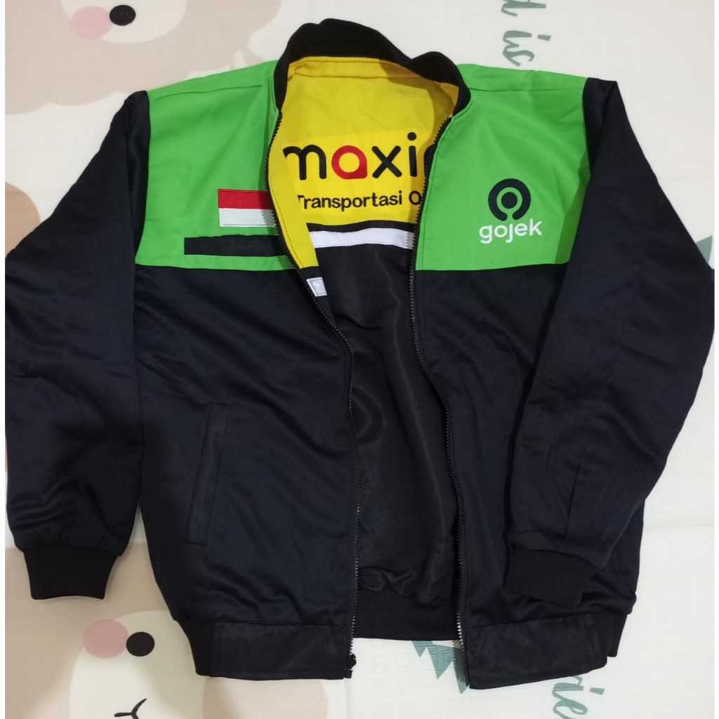 Jual JAKET BOLAK BALIK BOMBER GO*** MAXIM BAWAH HITAM KEREN REAL PICT ...