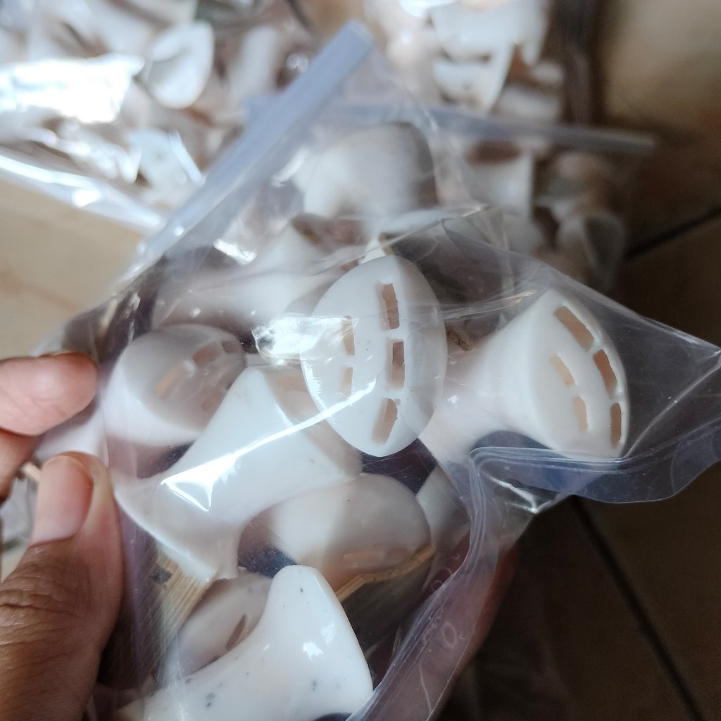 Jual ECER SAWANGAN MERPATI LUBANG 5 PUTIH POLOS SULINGAN SEMPRITAN ...