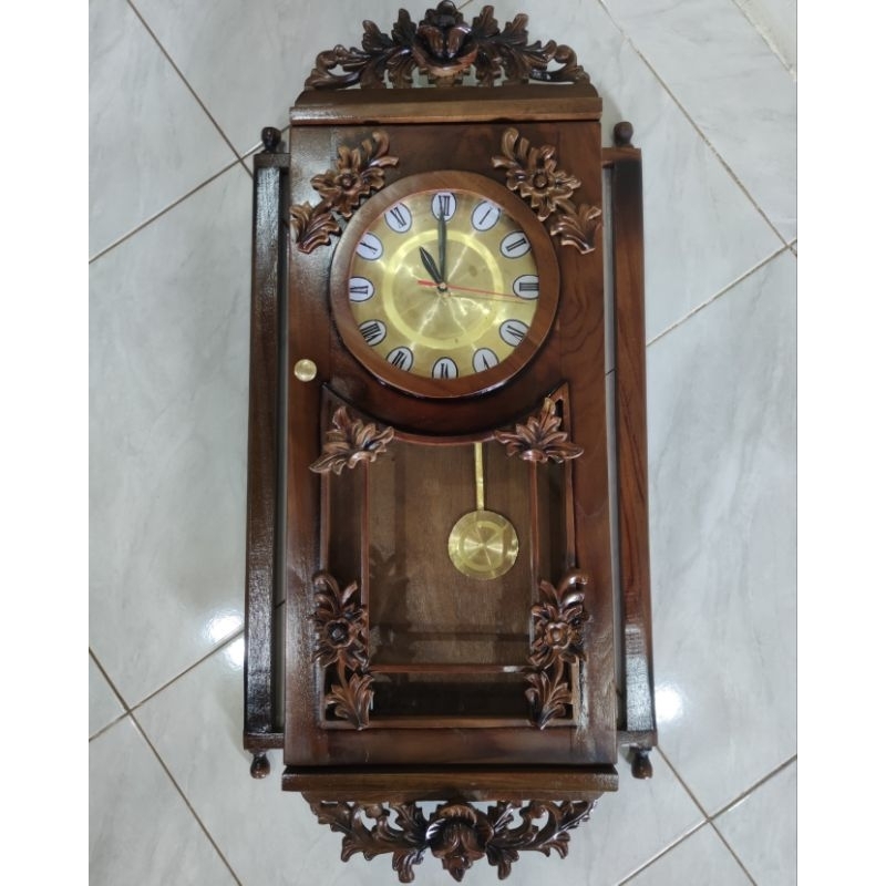 Jual Jam dinding kuno kayu jati ukir jam gantung klasik | Shopee Indonesia