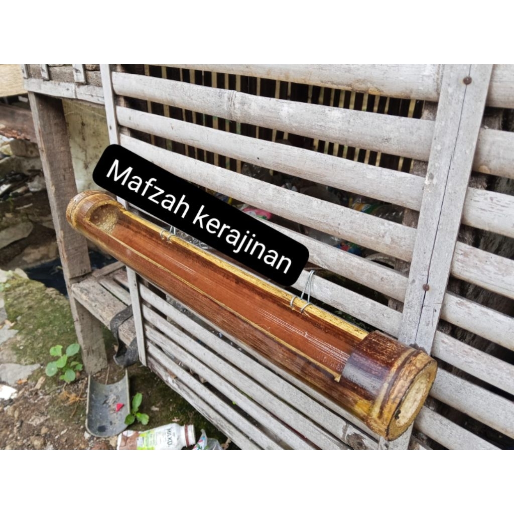 Jual tempat pakan ayam tempat minum ayam dari bambu hitam gantung | Shopee Indonesia