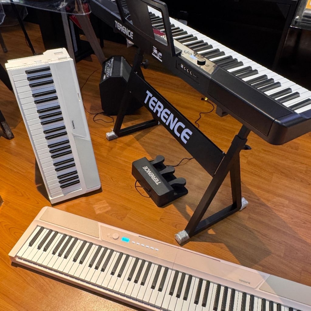 Jual Piano Digital Portable TERENCE V50 V 50 German Brand Piano Terence V 50 88key Piano Lipat ...