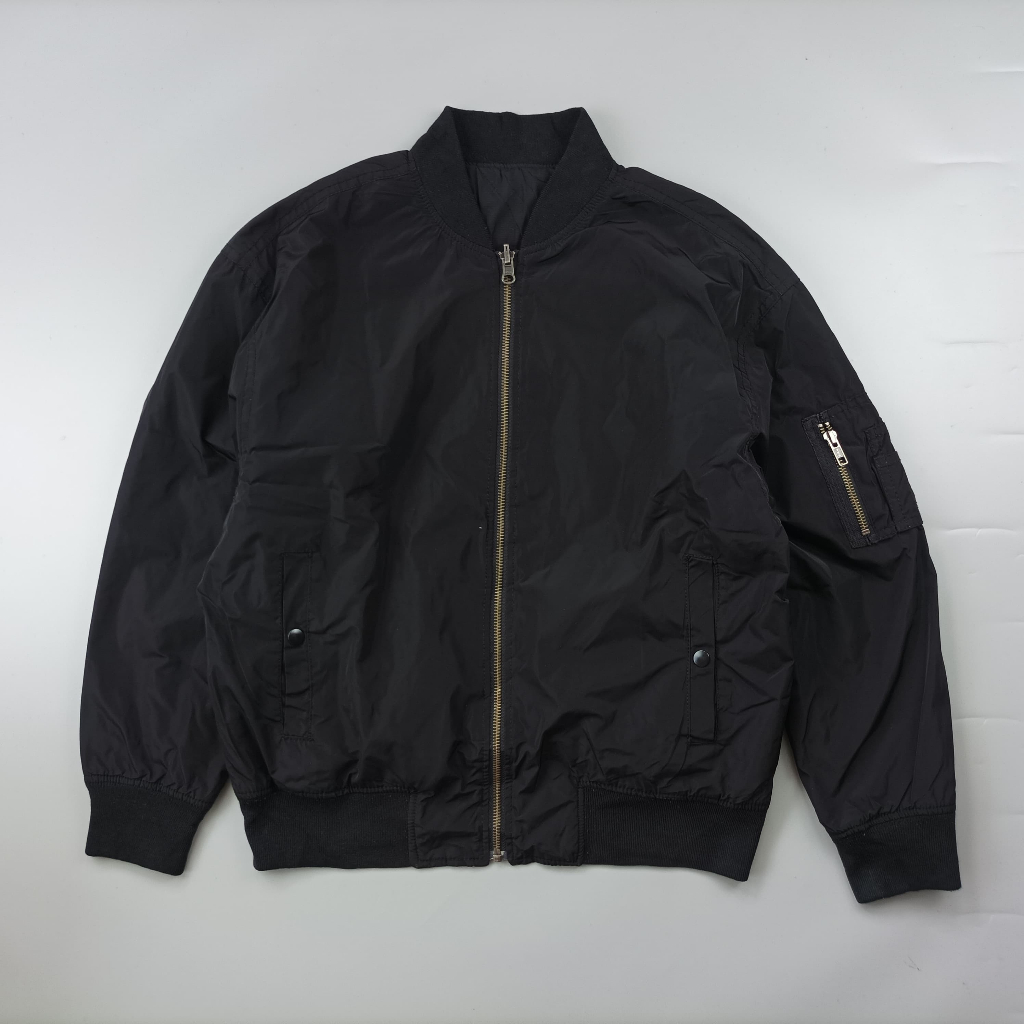 Jual GU bomber reversible size S H082 | Shopee Indonesia