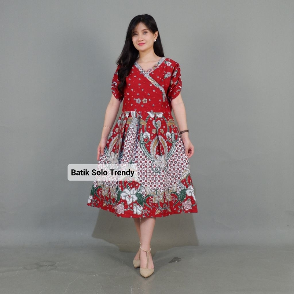 Jual Batik Solo Trendy - Luna Dress Batik Yang Elegan Dan Mewah | Batik ...