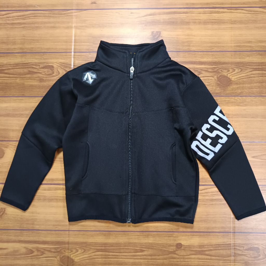 Jual Jaket Anak Descente Second Hitam size 2-3 tahun | Shopee Indonesia