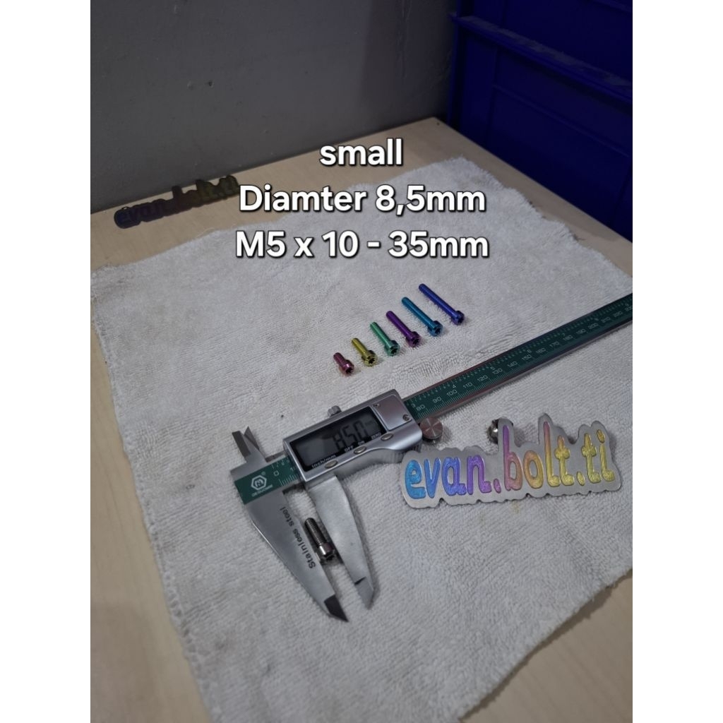 Jual BAUT TITANIUM SMALL HEAD M5 D8,5 DRAT 8 x 10,15,20,25,30,35 mm | Shopee Indonesia