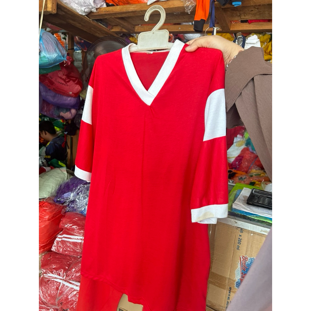 Jual BAJU OLAHRAGA WARNA MERAH LES PUTIH (KHUSUS ATASANNYA AJA) LENGAN ...