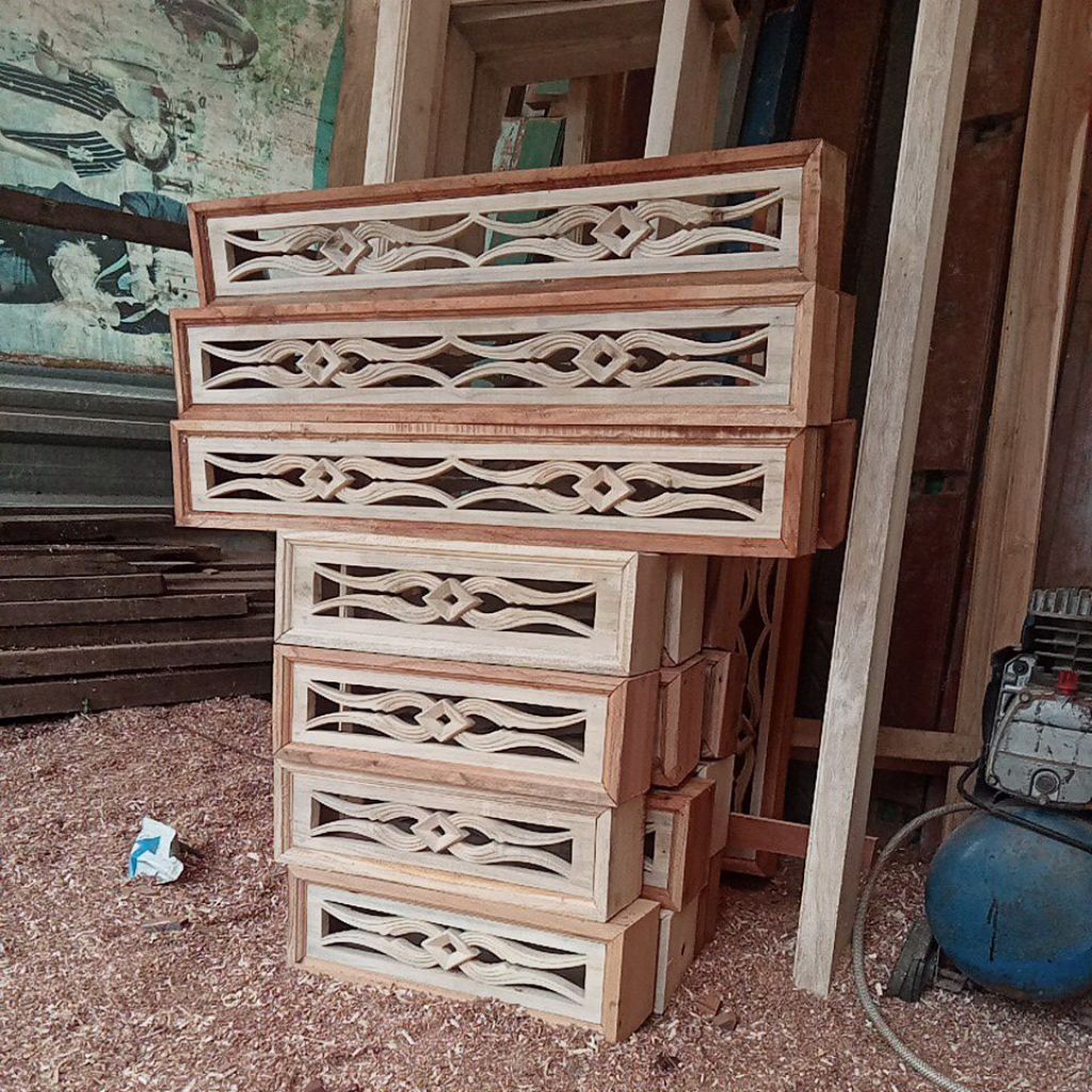 Jual roster jendela kayu kamper | Shopee Indonesia