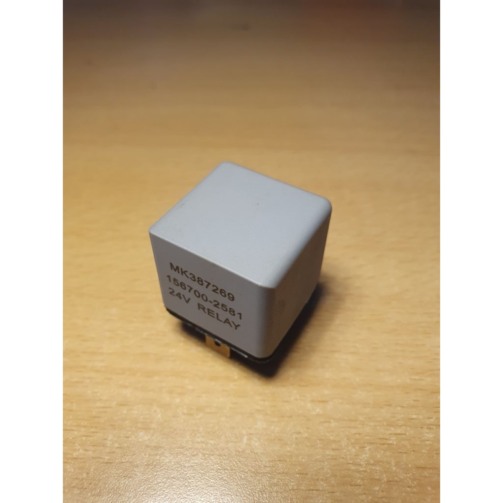 Jual Relay 24 Volt 87A 5 kaki 10 Ampere MK387269 Mitsubishi Fuso | Shopee Indonesia