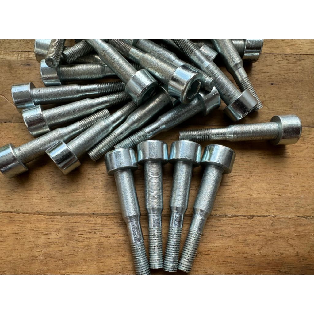 Jual Baut karbu vespa Excel ukuran OS M8 (12) & STD M7 (11) | Shopee ...