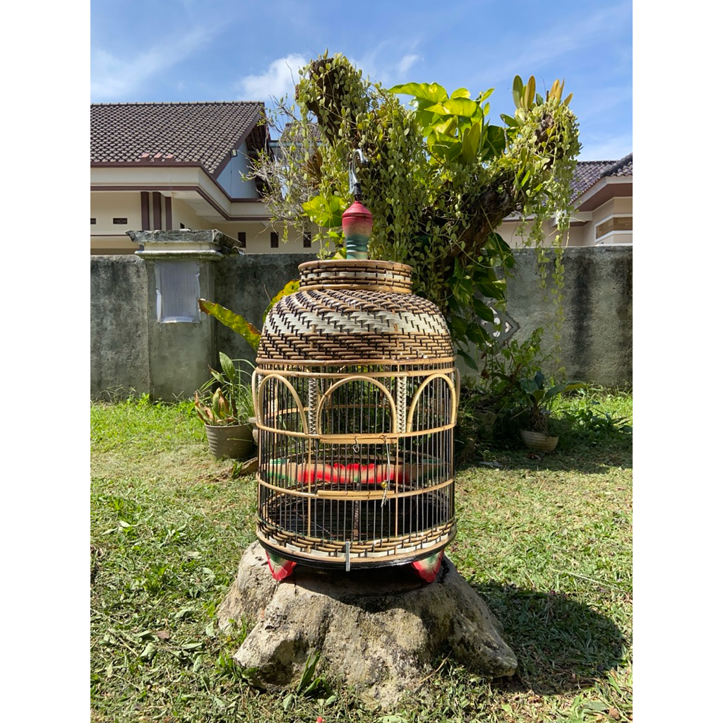 Jual SANGKAR PERKUTUT MOTIF ANYAMAN TRADISIONAL KAYU & ROTAN | KANDANG ...