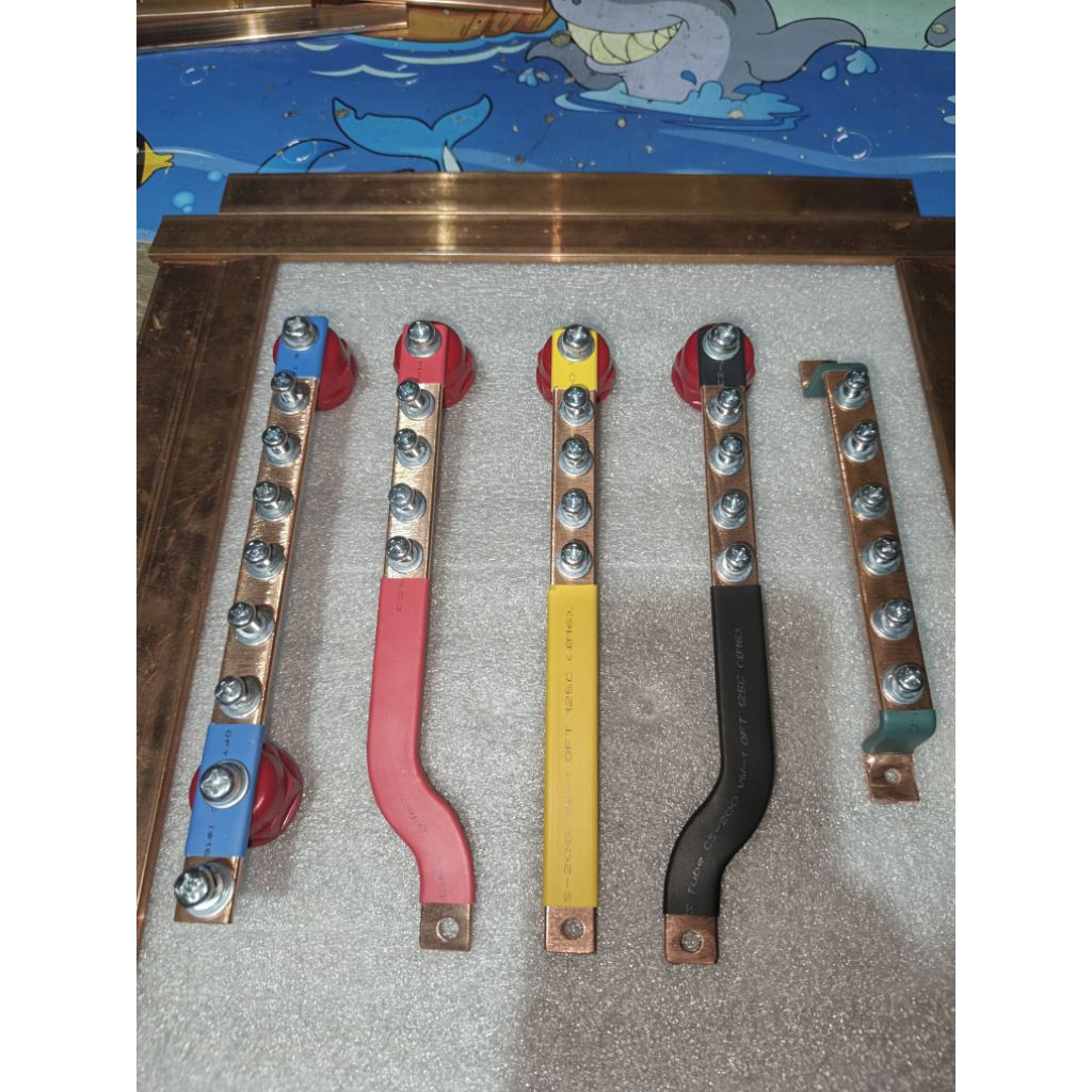 Jual Busbar RST +Netral + Grounding Uk 15×3 panjang@20cm | Shopee Indonesia