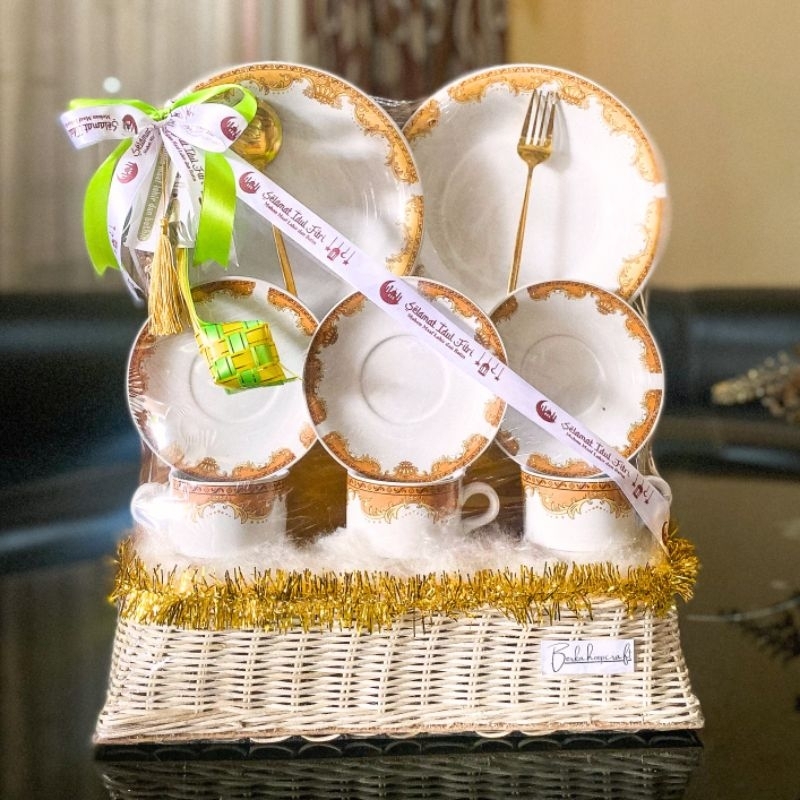 Jual Parcel Keramik Cantik Kota Padang | Parcel Piring | Parcel Cangkir ...