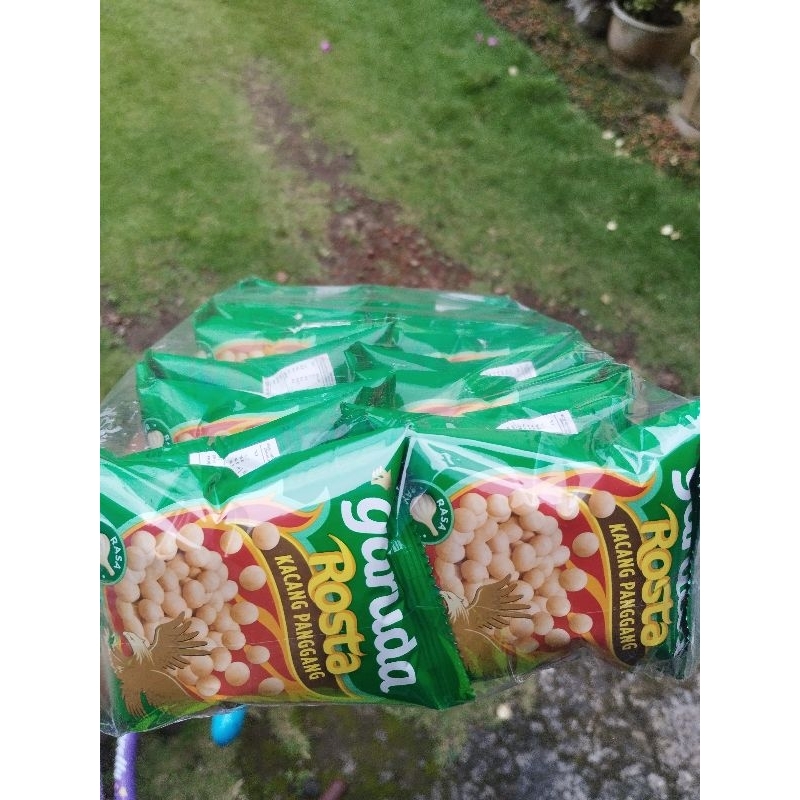 Jual snack pilus kacang garuda rosta kemasan renteng 20pcs | Shopee ...