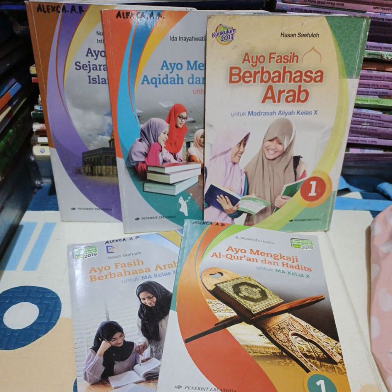 Jual erlangga 2019 sejarah kebudayaan islam/akidah akhlak/berbahasa arab/mengkaji alquran hadits ...