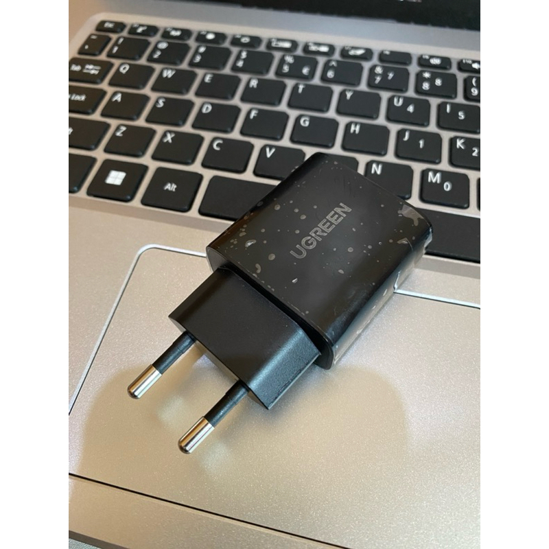 Jual Adaptor Cas iphone ugreen adaptor 18 wat Output USB | Shopee Indonesia