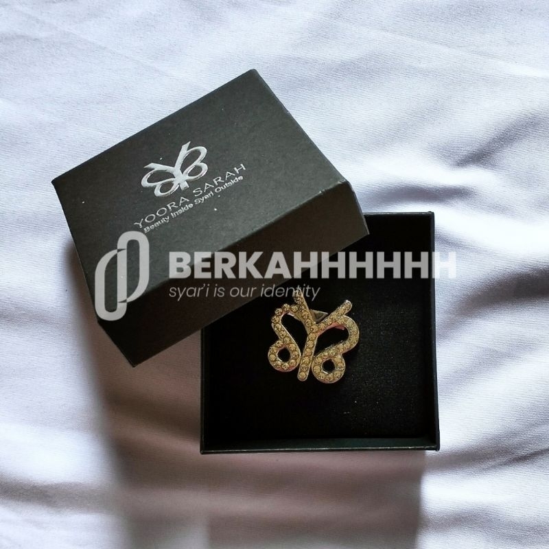 Jual Bross Yoora Sarah by Yoora Sarah dengan Desain Kupu-kupu Unik ...