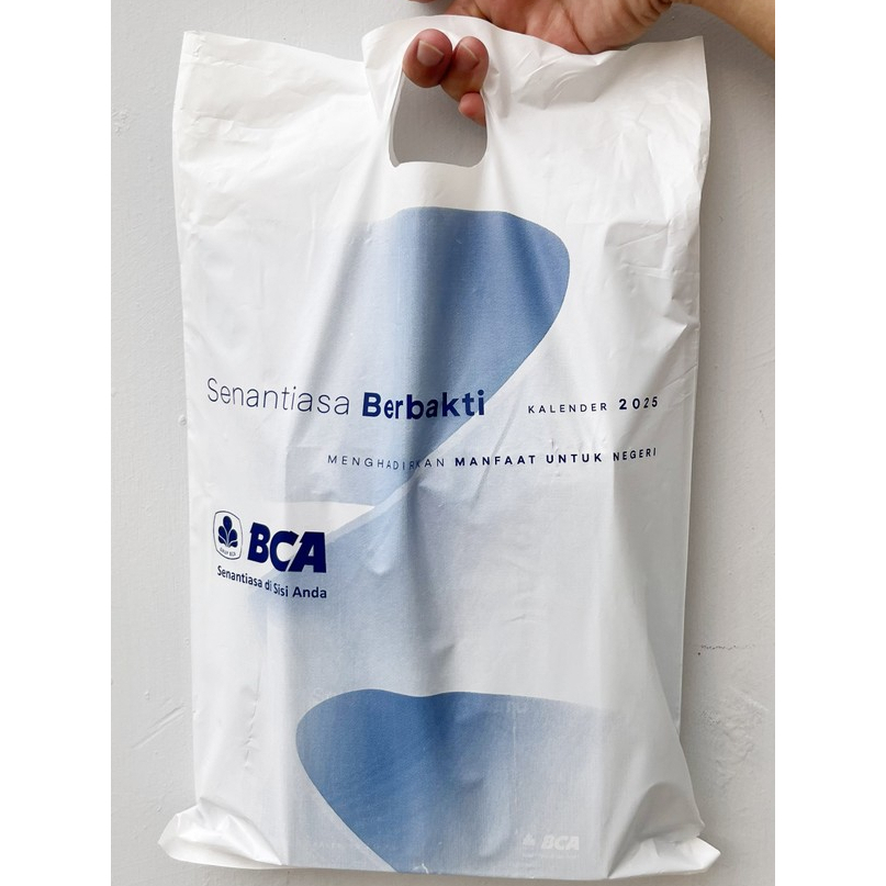 Jual Kalender Meja / Dinding Bulanan Exclusive BANK BCA 2025 | Shopee ...