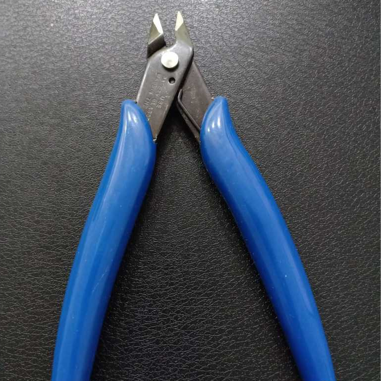 Jual Tang Potong Biru 170 WIRE CUTTER COIL TANG POTONG Pluto Untuk ...