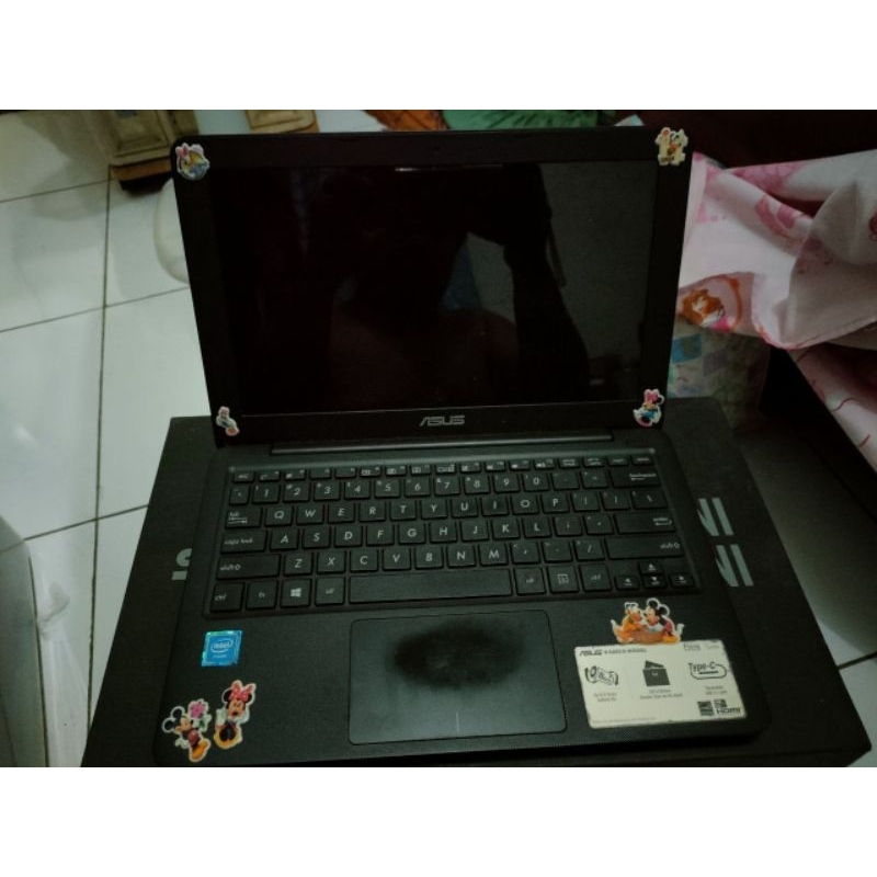 Jual #SOLDbyFB# Laptop Mini Bekas/Netbook Asus second (tangan pertama ...