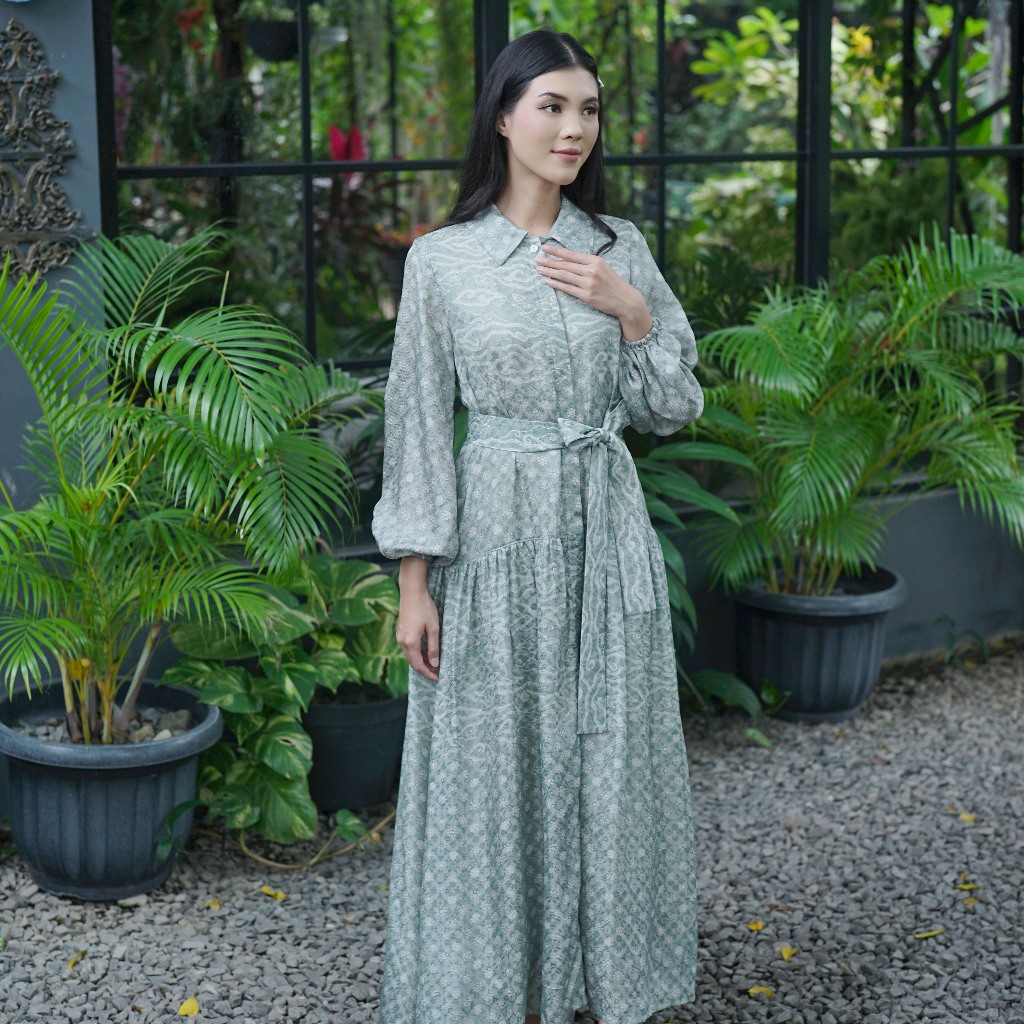 Jual BATIK TRUSMI Dress Panjang Lebaran Wanita Batik Mega Mendung ...