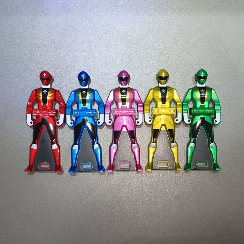Jual Ranger Key Gokaiger Metallic Editon Hologram Power Ranger Key Red ...
