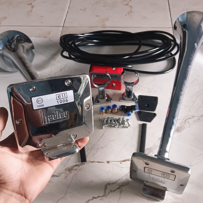 Jual Terompet Hadley Scania Volvo Lengkap Dengan Switch | Shopee Indonesia
