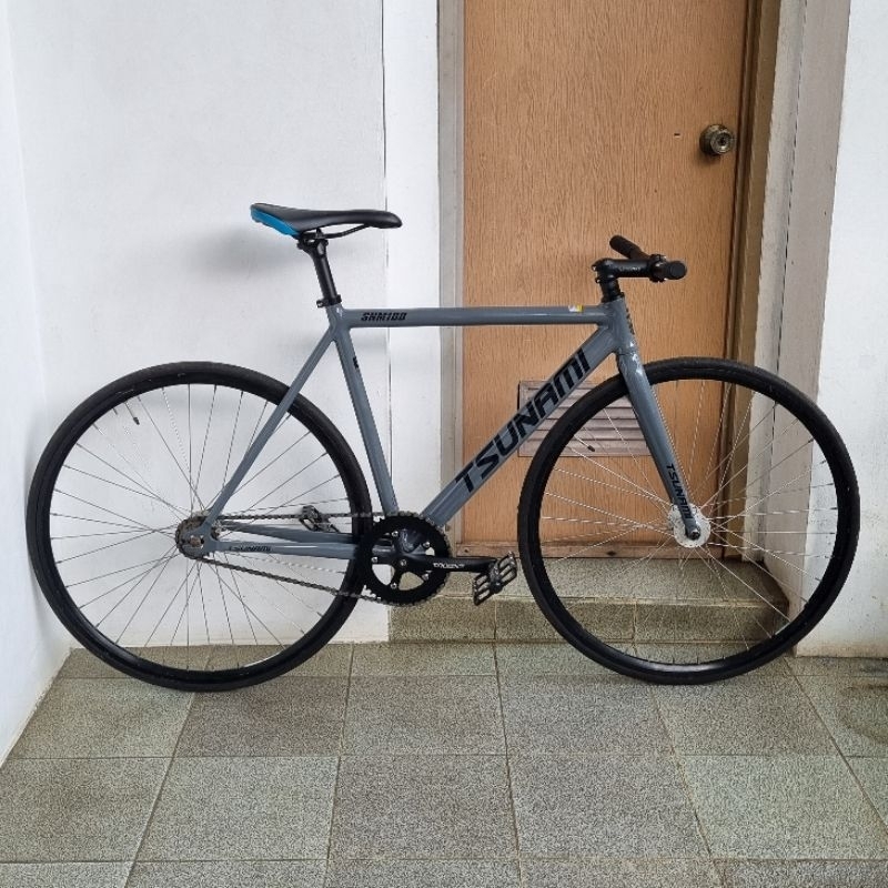Jual fullbike fixie tsunami snm 100 ori. size 52 tahun 2024 | Shopee ...