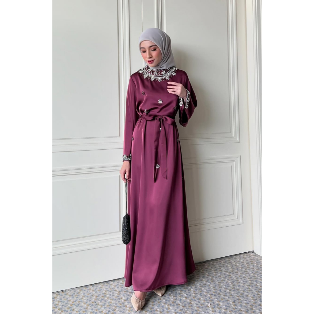 Jual GONEGANI OFFICIAL - Dress Manik-Manik Bahan Silk Adara Dress ...