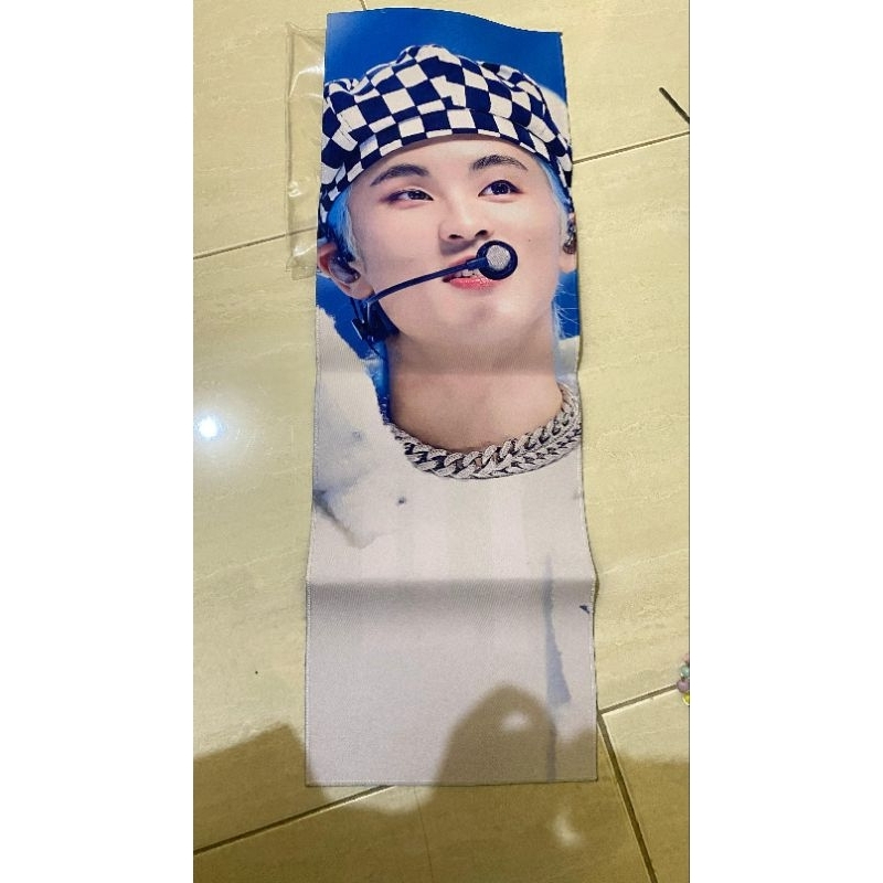 Jual slogan hand banner mark lee nct dream candy | Shopee Indonesia