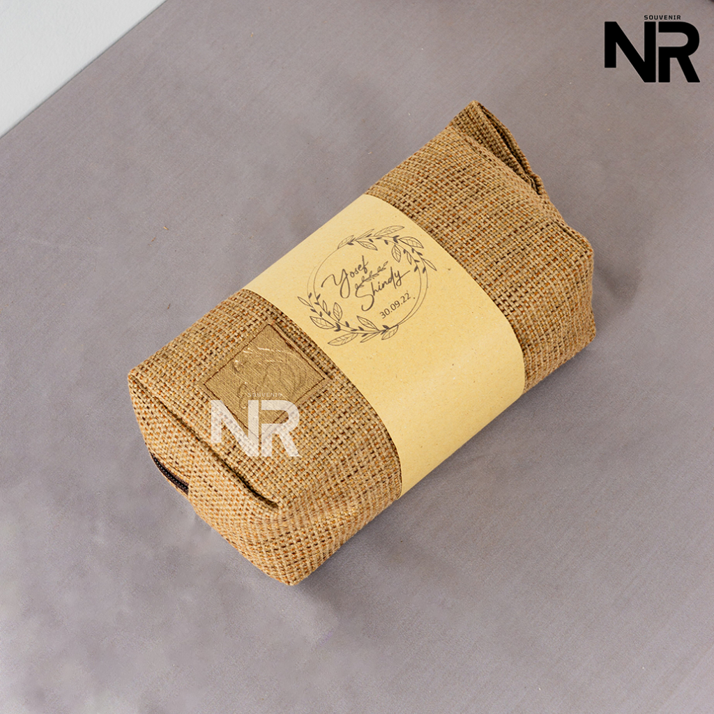 Jual Souvenir pernikahan vip pouch dompet gail 18x9x7 goni premium ...