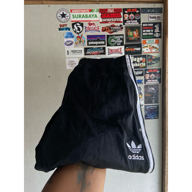 Jual TP adidas bunga | Shopee Indonesia