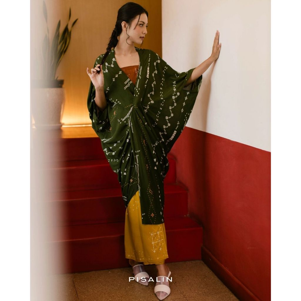 Jual Kaftan Batik | Kaftan Koralie Pisalin | Kelana kala Sore | Shopee ...