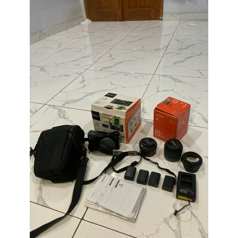 Jual Kamera Sony A6000+Lensa kit 16-55mm+Lensa Fix 35mm Fullset ...