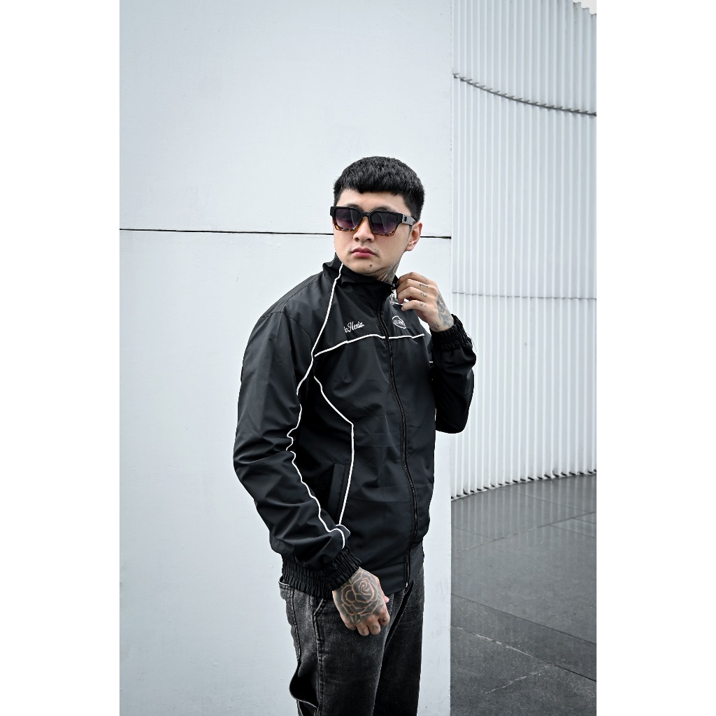 Jual Salvio Hexia Inline Track Suit Jacket Black | Shopee Indonesia