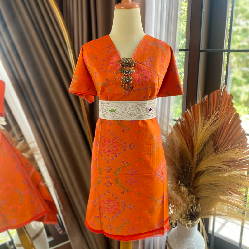 Jual KAIN TENUN ENDEK KHAS BALI MOTIF PATRA ORANGE | Shopee Indonesia