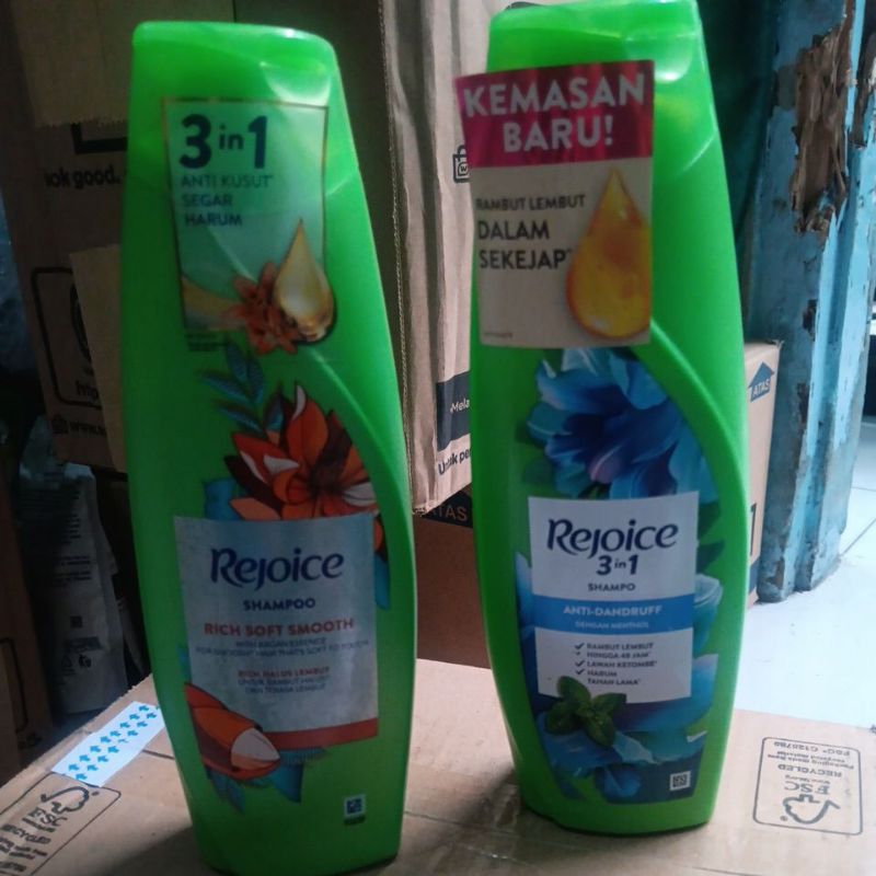 Jual Rejoice Shampoo Anti Ketombe 3in1 340ml | Shopee Indonesia