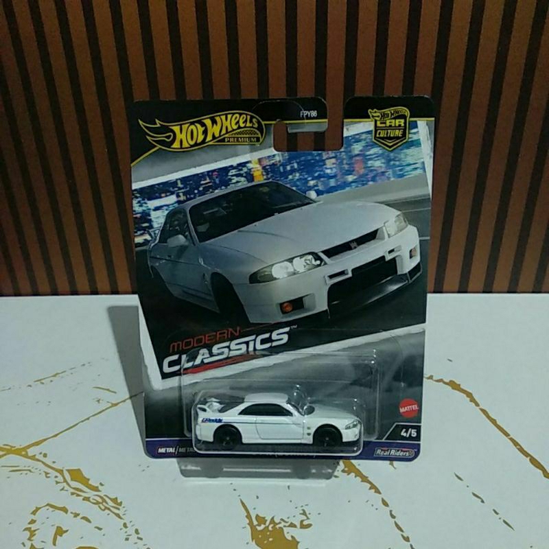 Jual Hot Wheels Premium Nissan Skyline GT,-R (BCNR33) White Putih Modern Classics R33 Diecast ...
