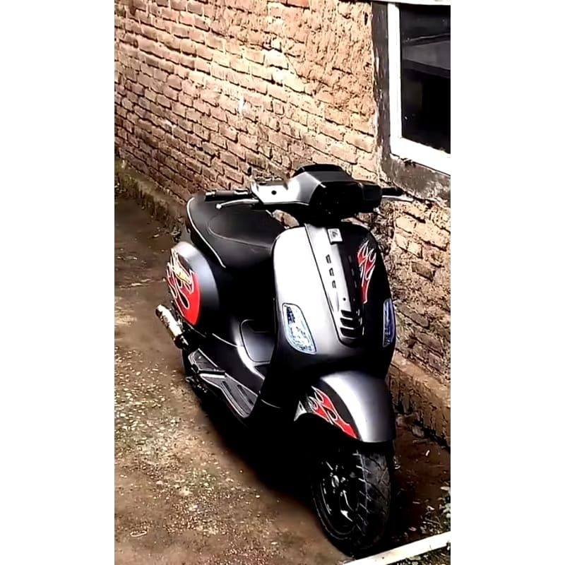 Jual STRIPING STICKER TRANSPARAN VESPA MATIC SPRINT CUSTOM DESAIN ALL ...