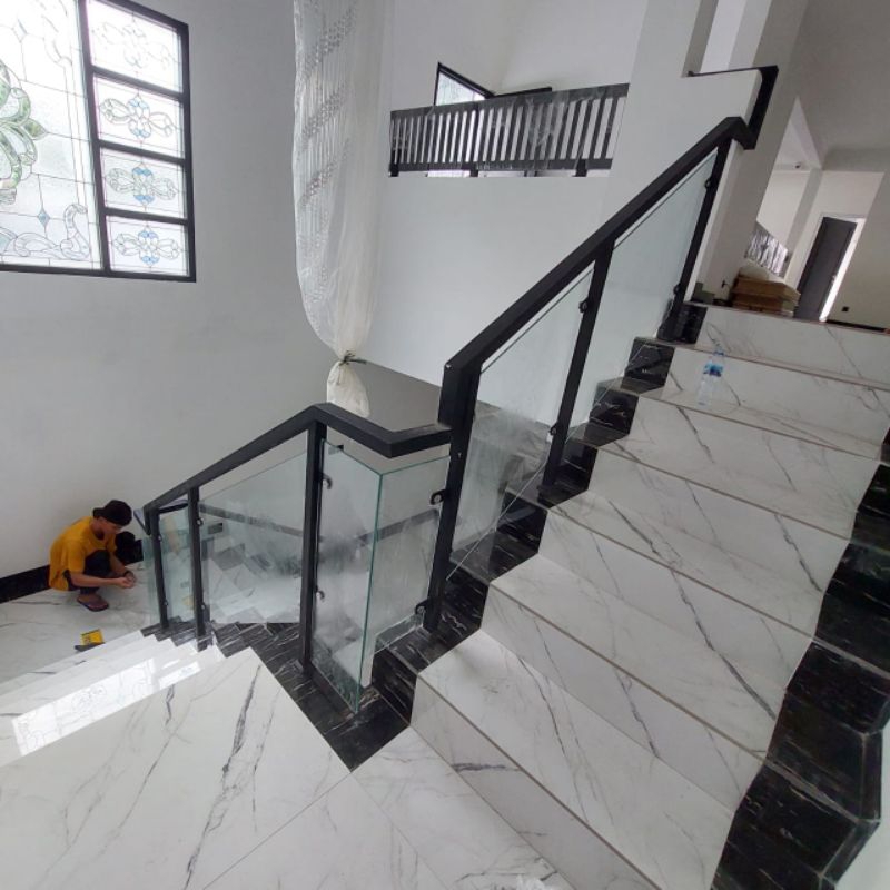 Jual Reling tangga kaca tempered 8mm | Shopee Indonesia