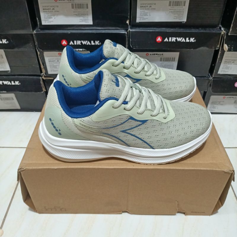 Jual Diadora Kanon ( Size : 36 ) | Shopee Indonesia