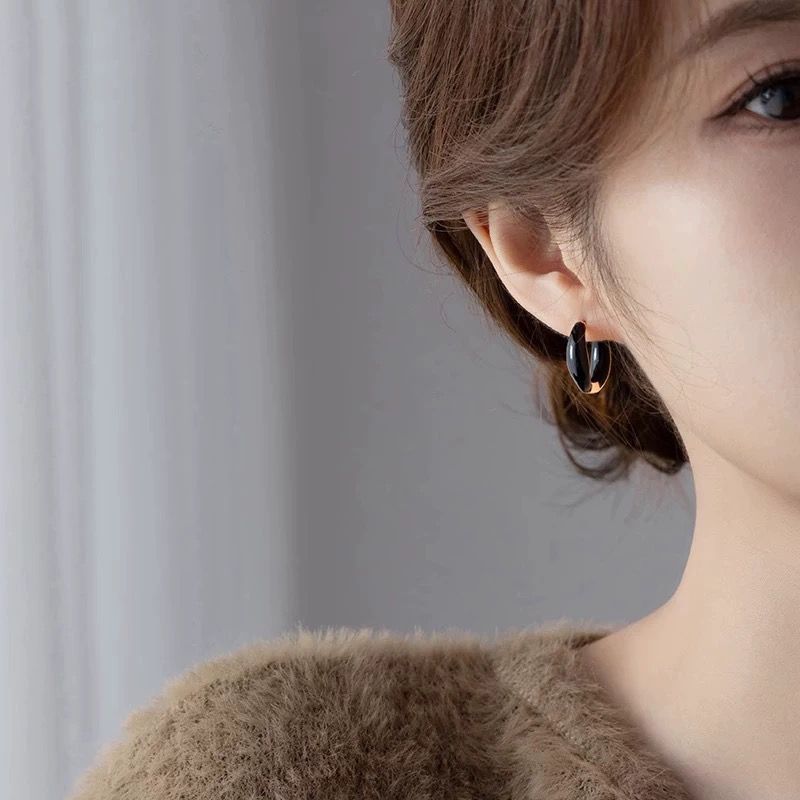 Jual AT022 - ANTING HOOP Hitam SIMPLE GOLD KOREA TITANIUM STEEL MODEL ...