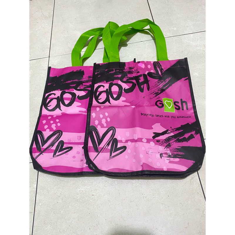 Jual Paperbag Gosh Ukurang Sedang | Shopee Indonesia
