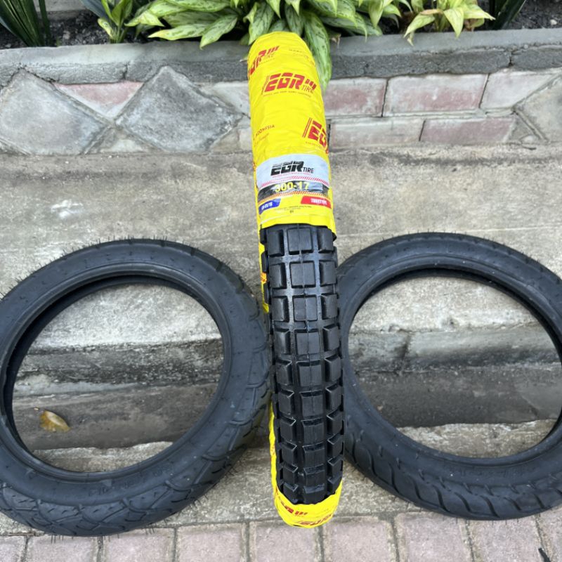 Jual Ban motor ring 17. ukuran 300 - 17. buat ban belakang motor supra ...