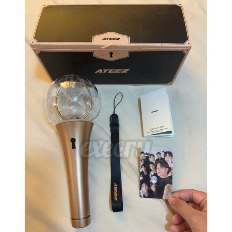 Jual LIGHTSTICK ATEEZ LIGHTINY VER.2 OFFICIAL (not preloved) | Shopee ...